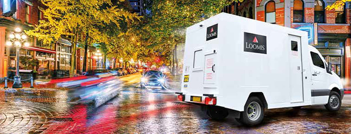 Cash collection delivery and management | Loomis